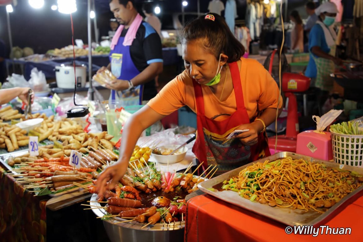 Karon Temple Market - PHUKET 101
