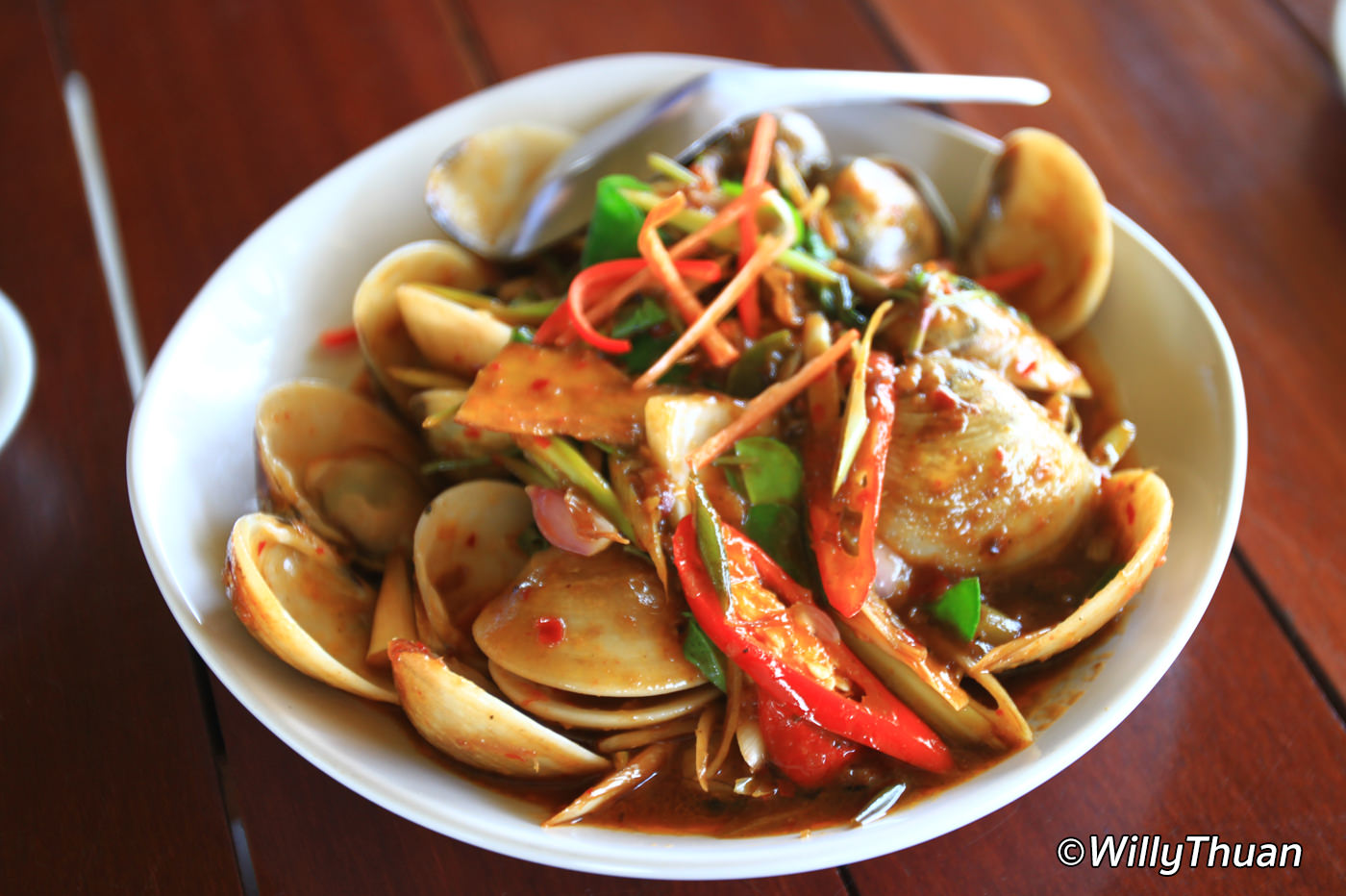 12 Best Local Seafood Restaurants in Phuket 🦐 (updated) - by PHUKET 101