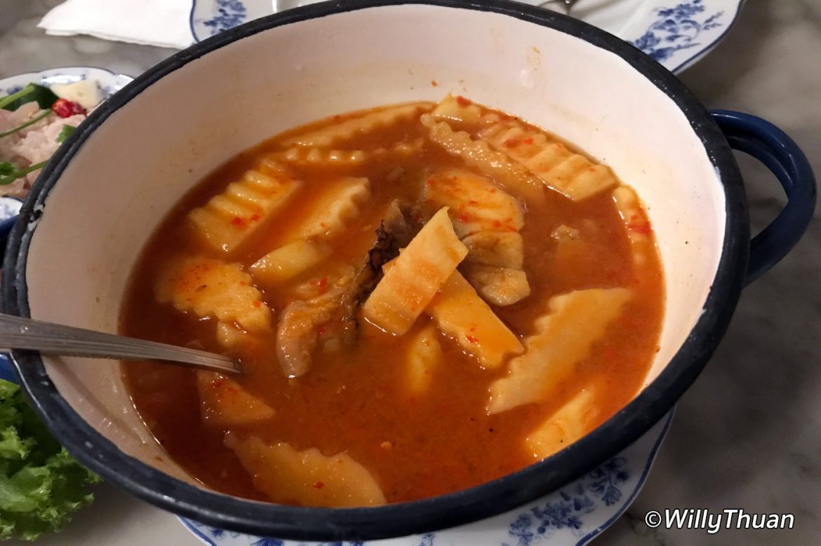 Tu Kab Khao Phuket - Thai Restaurant in Phuket Town - PHUKET 101