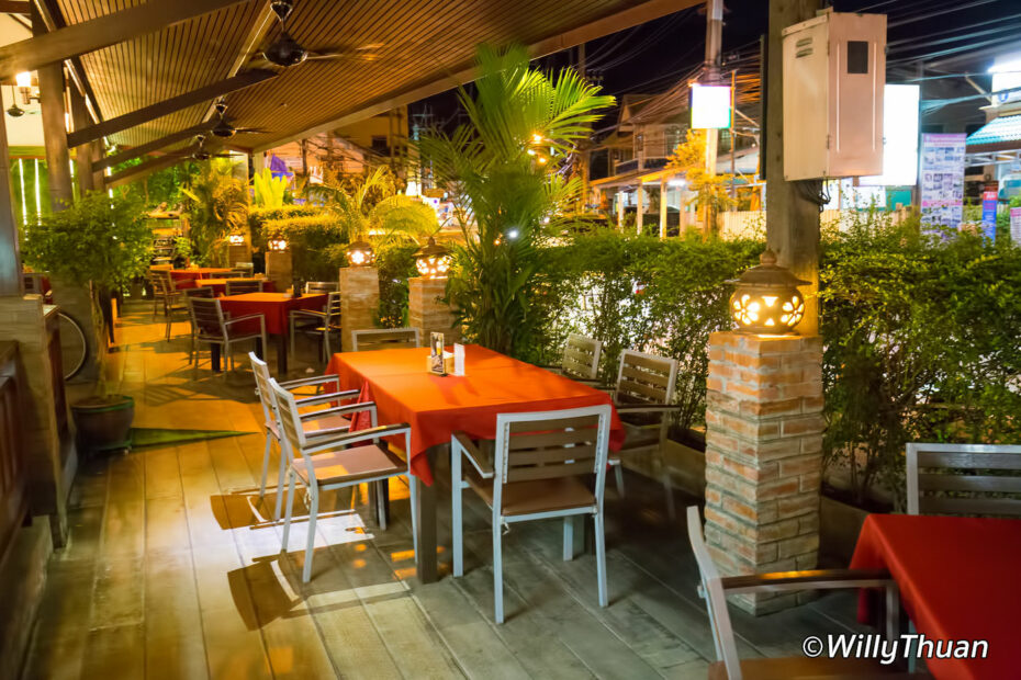Kaab Gluay Restaurant In Patong Beach - PHUKET 101