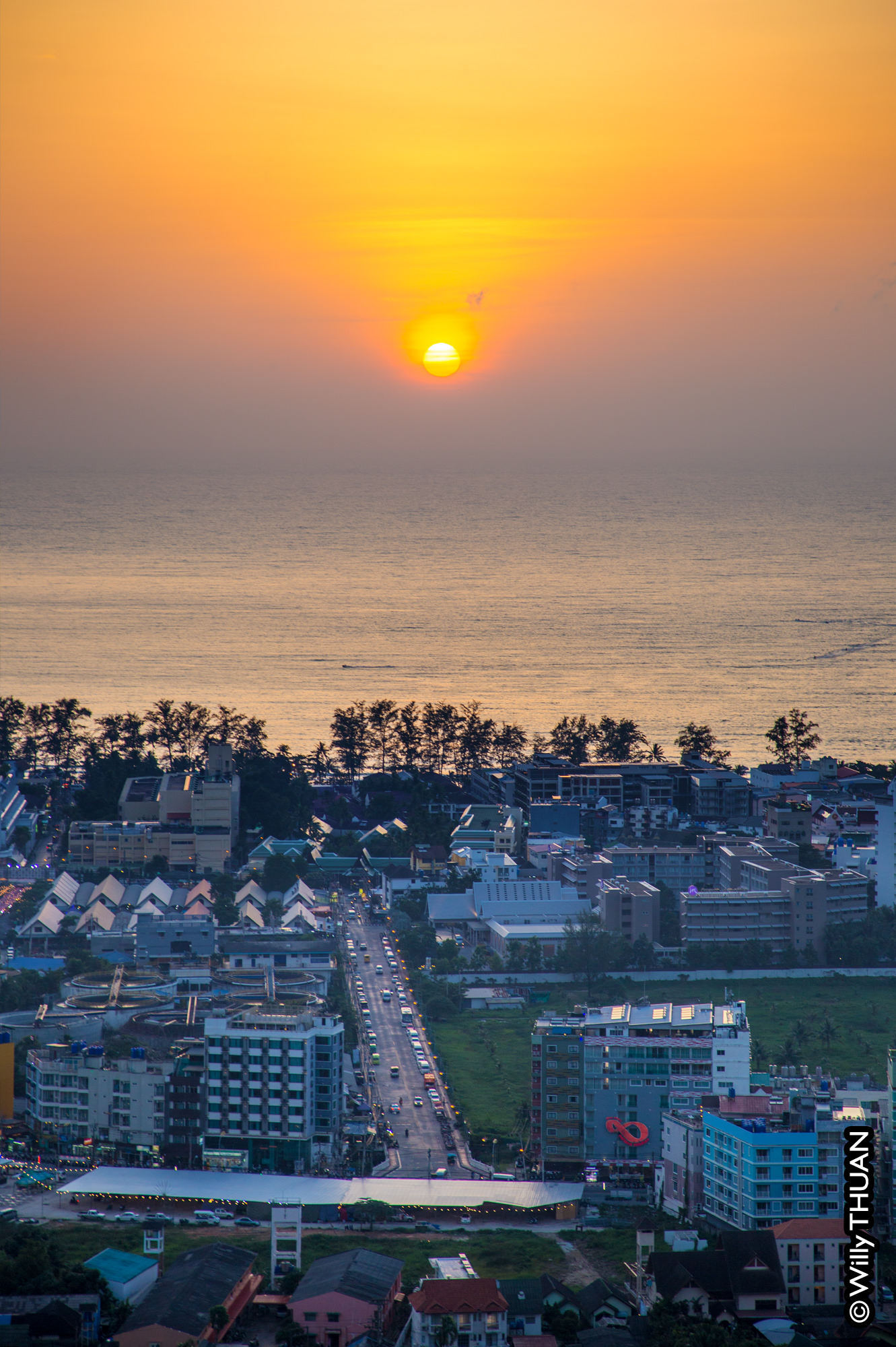 Patong Sunset View Restaurant - PHUKET 101