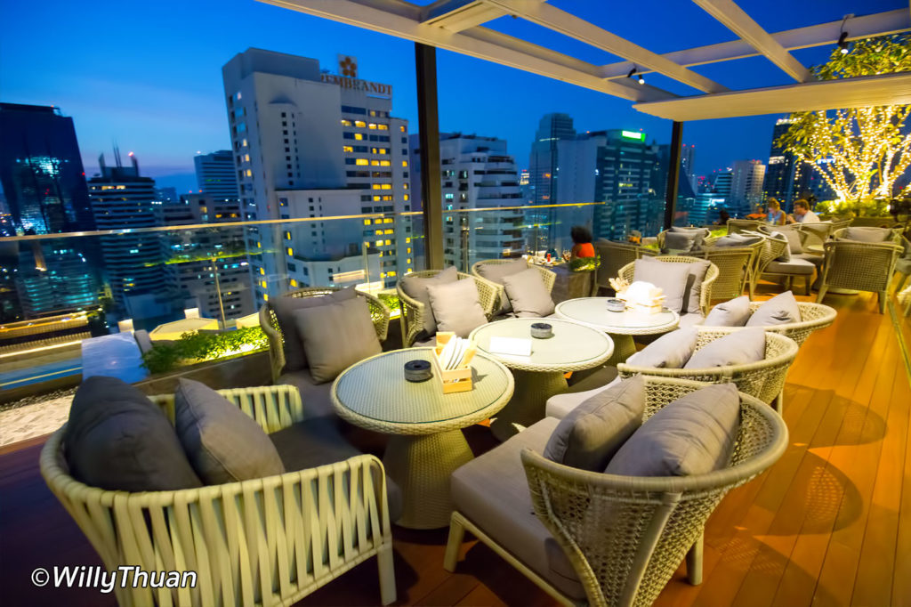 Sky On 20 - Rooftop Bar At Novotel Bangkok