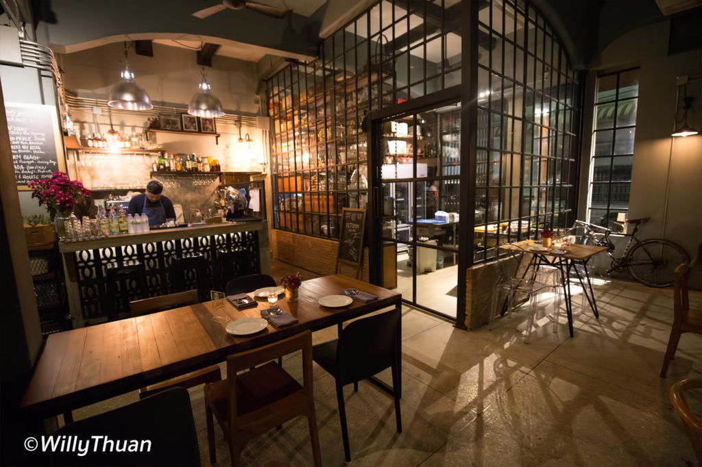 80/20 Eighty Twenty Restaurant Bangkok - PHUKET 101