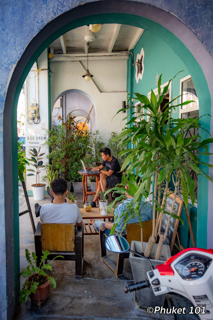 Soi Romanee In Phuket Town - PHUKET 101