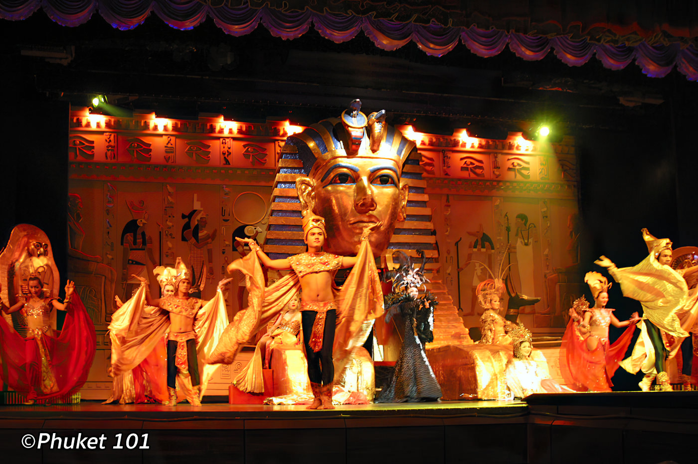 Phuket Simon Cabaret - PHUKET 101