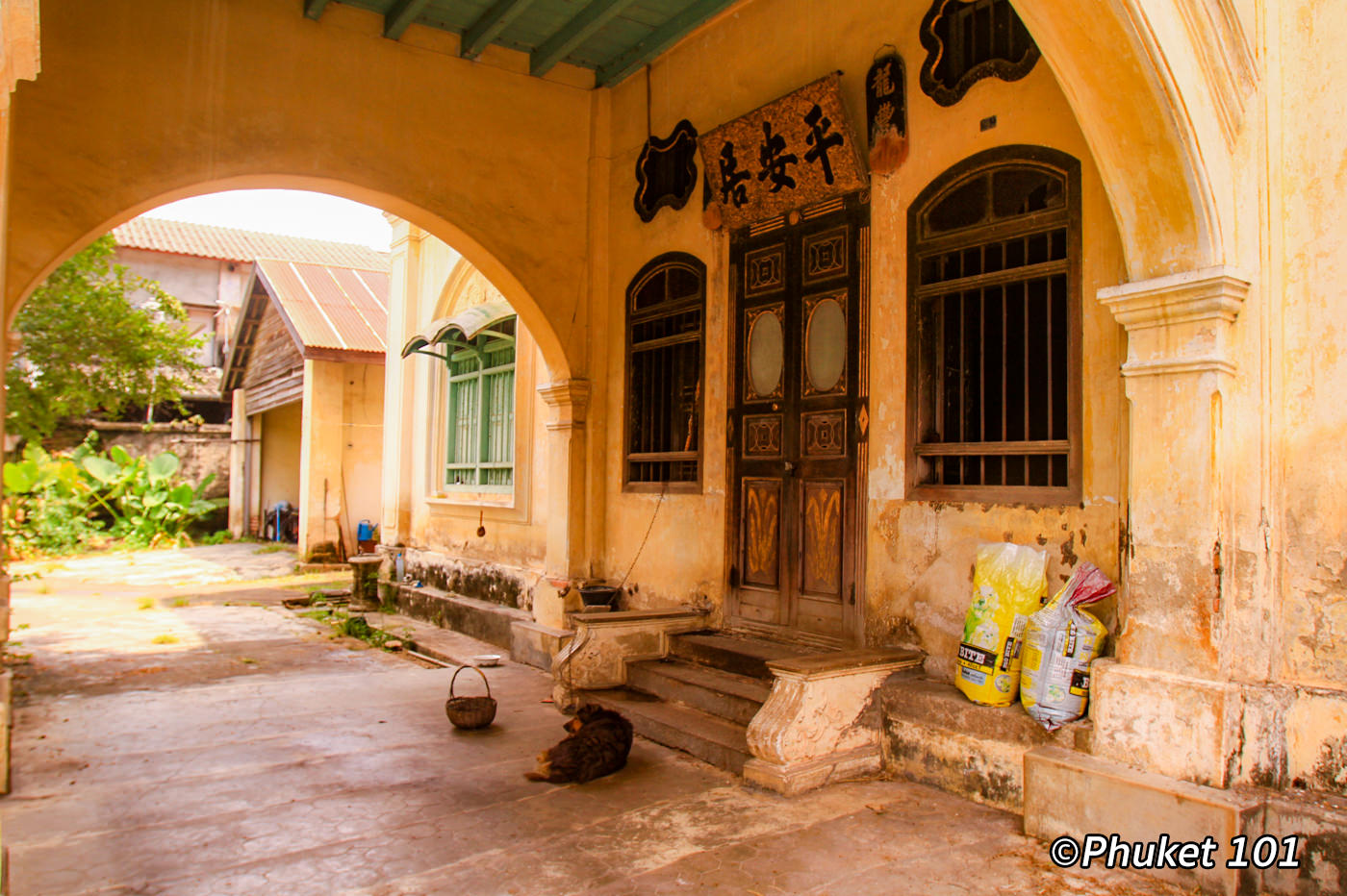 Limpanon Mansion - A Hidden Mansion In Phuket Town