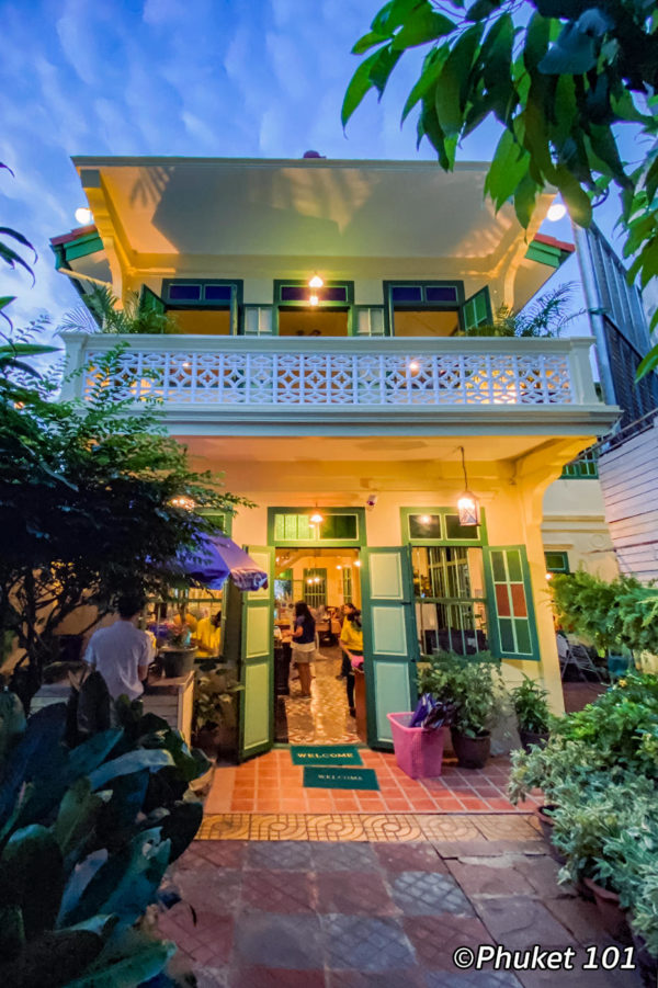 Raya Restaurant - PHUKET 101