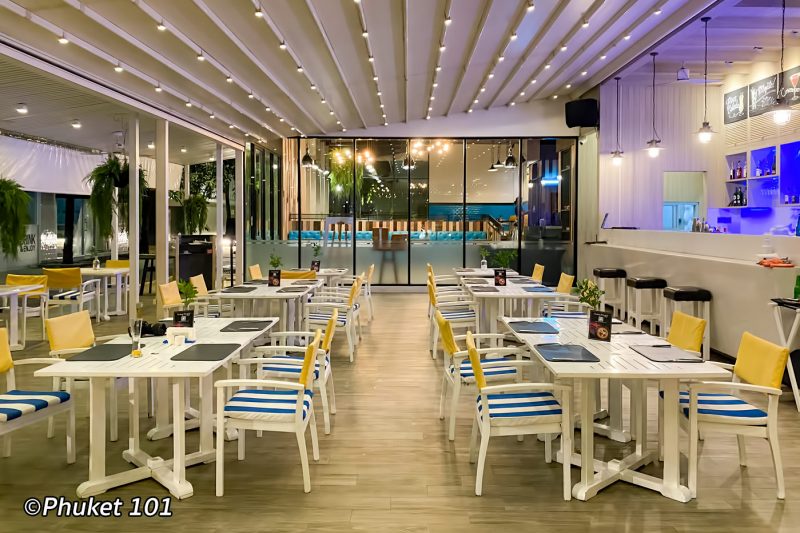 THE PORT Restaurant & Bar - PHUKET 101