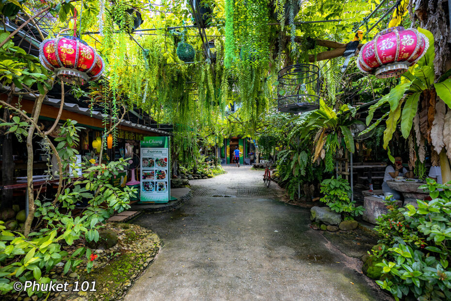 Ta Tuay Restaurant In Phuket | A Local Restaurant In North Phuket