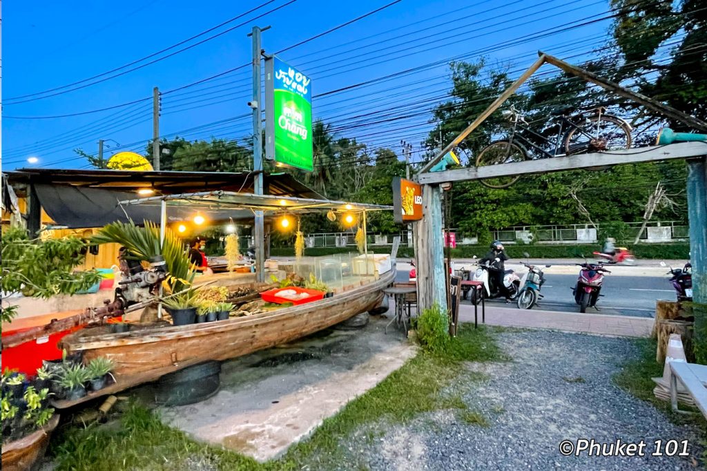 Red Clam Restaurant in Kathu (Hoi Pai Daeng) - PHUKET 101