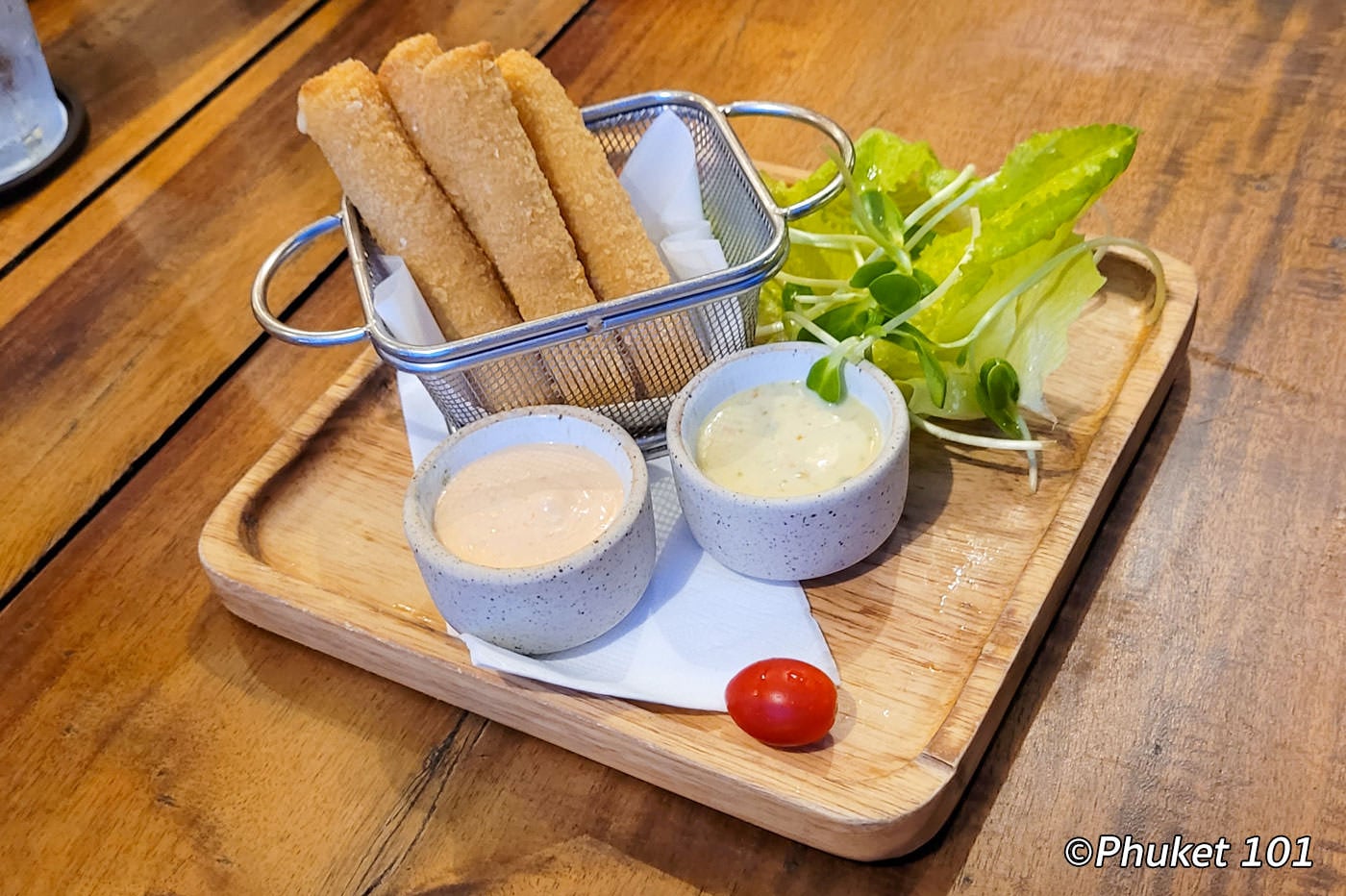 We Cafe Chaofa Restaurant - PHUKET 101