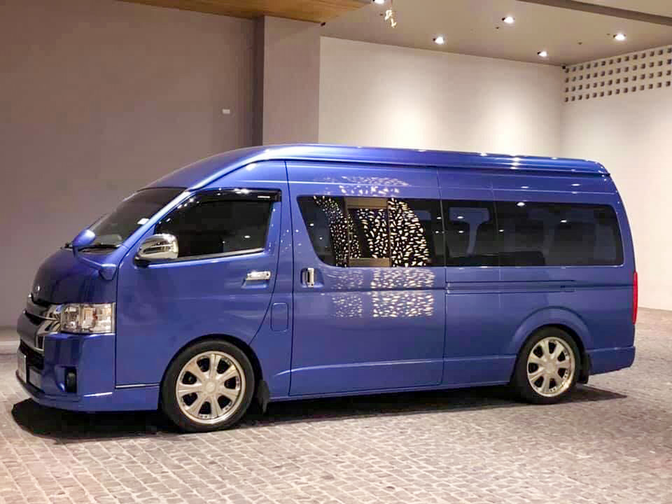 Renting a car with driver in Phuket (minivans and taxis for a day ...