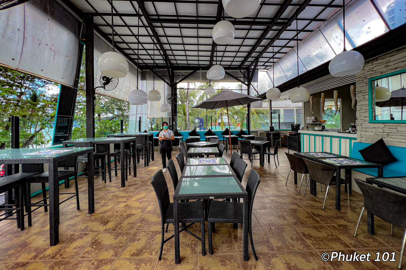 The Place - Bar Restaurant In Patong Beach