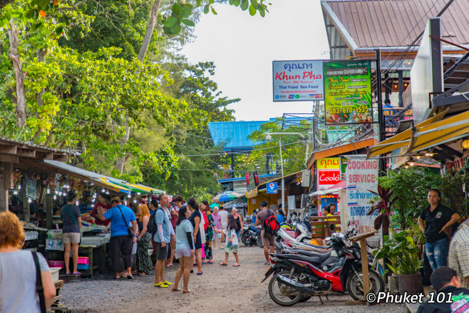 Rawai Seafood Market In Phuket - PHUKET 101