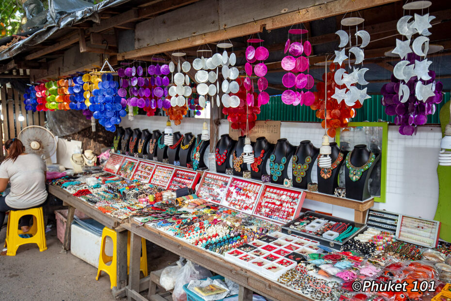 Rawai Seafood Market In Phuket - PHUKET 101