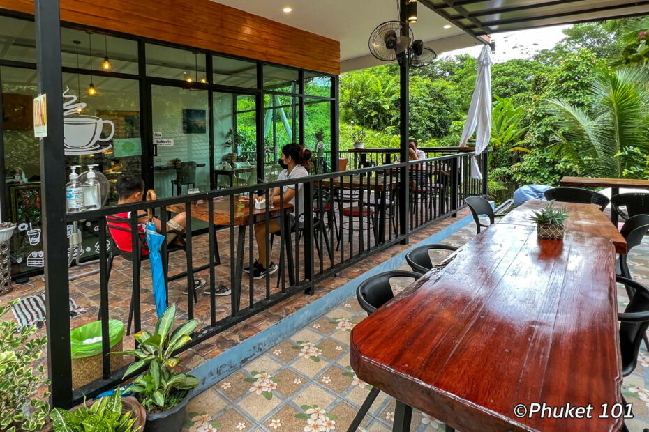 Jungle Café | Cafe Near Kathu Waterfall