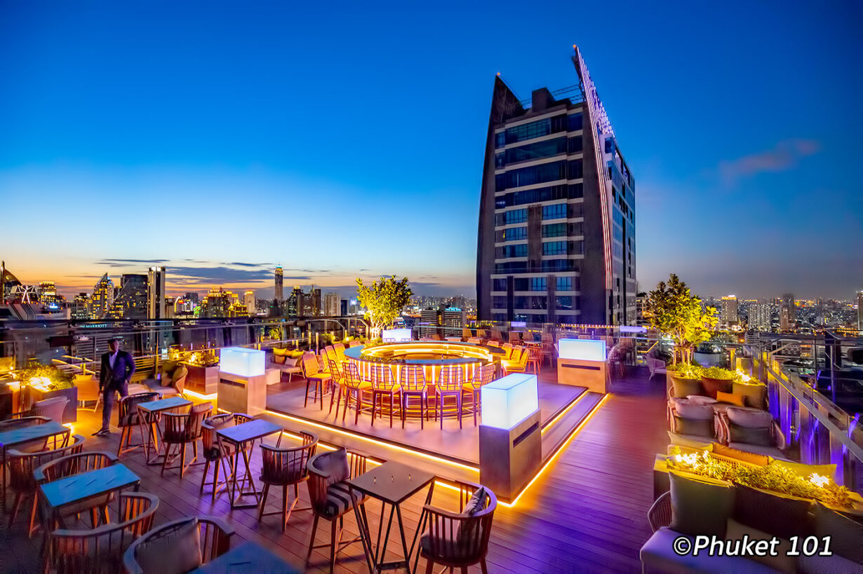 Spectrum Lounge - Vast And Beautifully Designed Rooftop