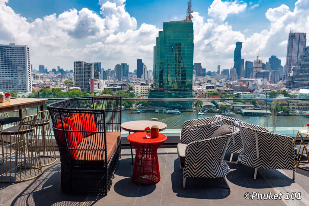 Tasana Nakorn Terrace - A Rooftop Restaurant At Iconsiam