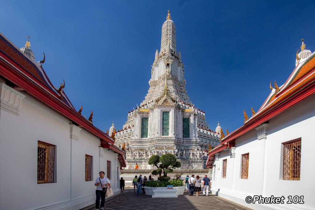 Wat Arun (Templul Zorilor) - Repere emblematice din Bangkok pe râu