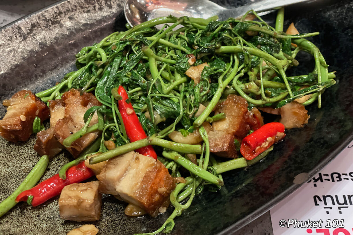 Velaa Sindhorn Village - PHUKET 101