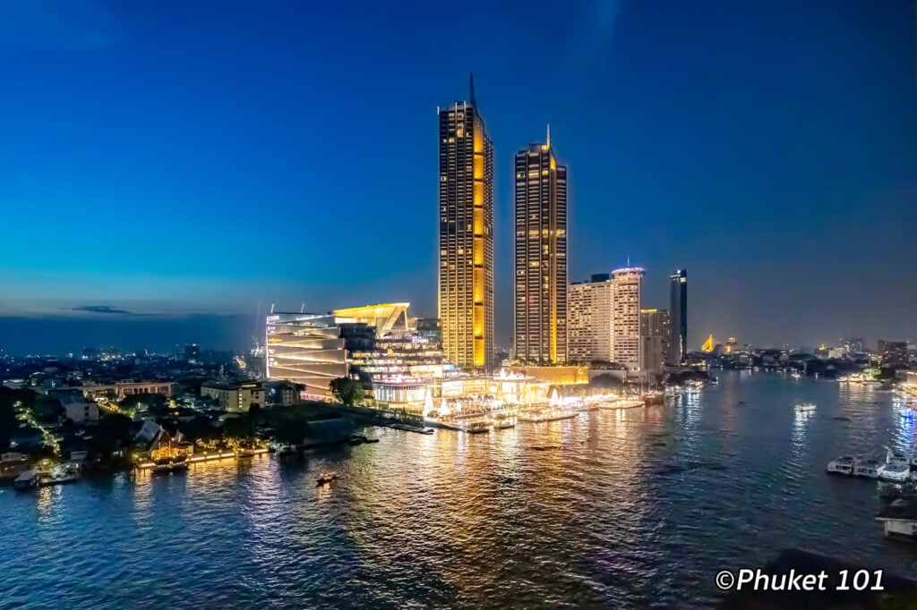 ICONSIAM – Ein riesiges Einkaufszentrum am Flussufer von Bangkok