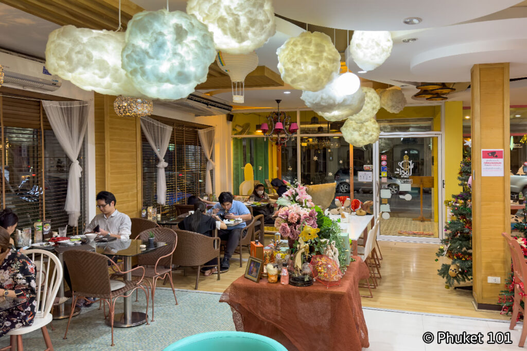 Piset Restaurant Phuket - PHUKET 101