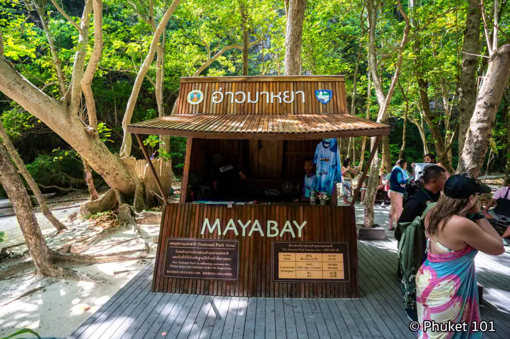 Maya Bay 🏝️ Phi Phi Islands - How To Visit & What To Expect