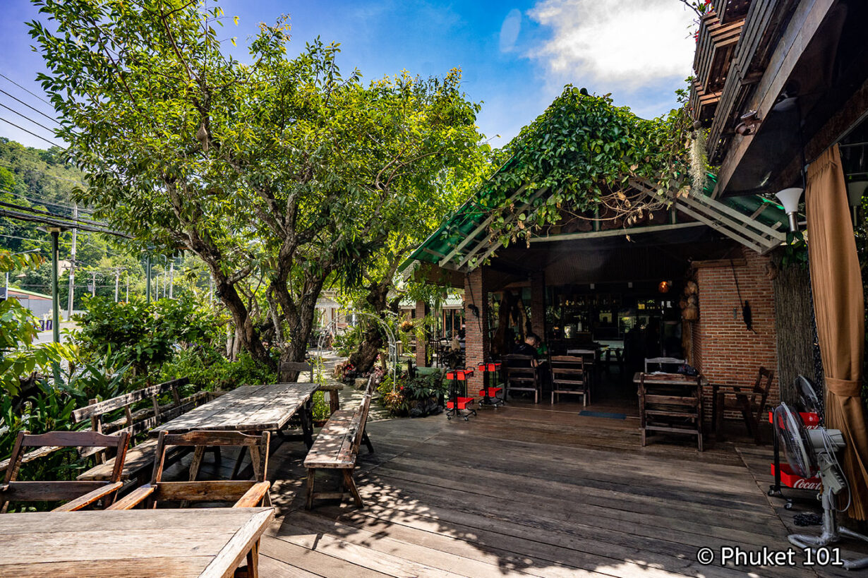 Natural Restaurant Airport - PHUKET 101