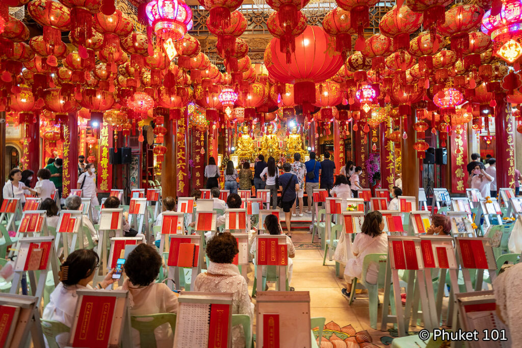 Best Things to Do in Bangkok Chinatown - A Walking Guide