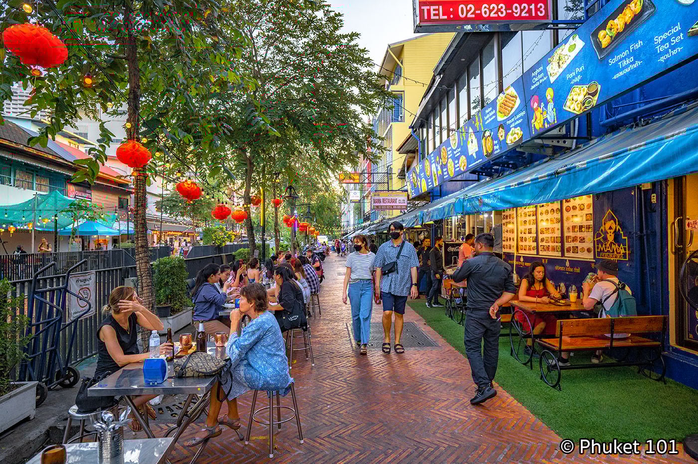 Ong Ang Walking Street and Night Market - PHUKET 101