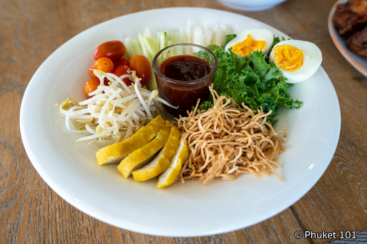 Proud Phuket Hotel - PHUKET 101