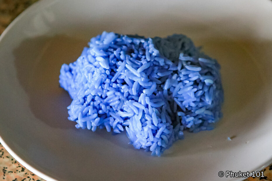 Mor Mu Dong Restaurant - PHUKET 101