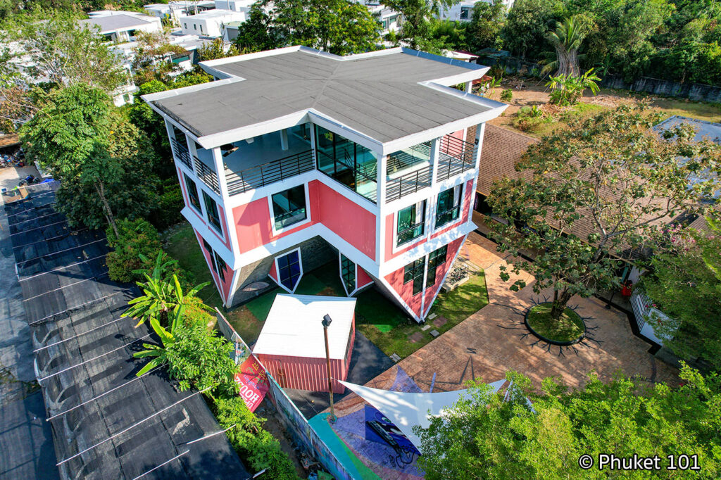 The Upside Down House Museum And Fun Attractions | What Is The Upside ...