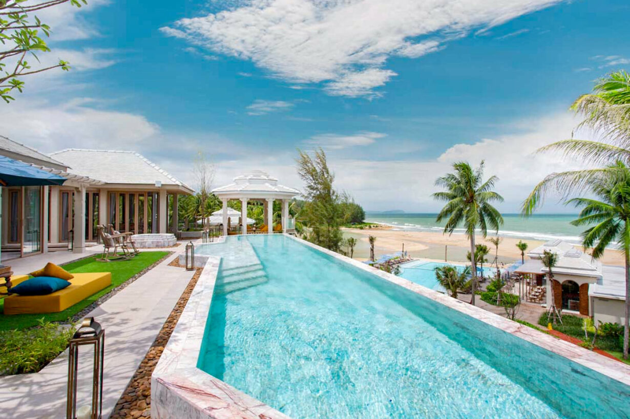 Khuk Khak Beach - PHUKET 101