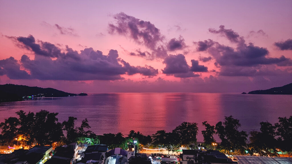 Patong Tower Apartment with full seaview - PHUKET 101