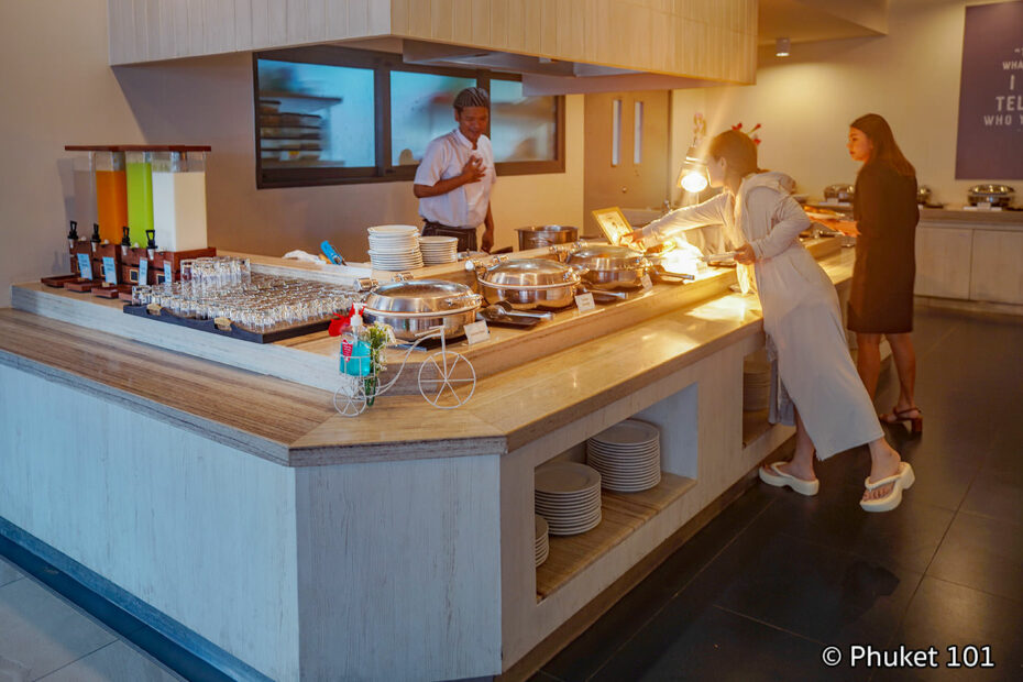 Hotel Clover Patong - PHUKET 101