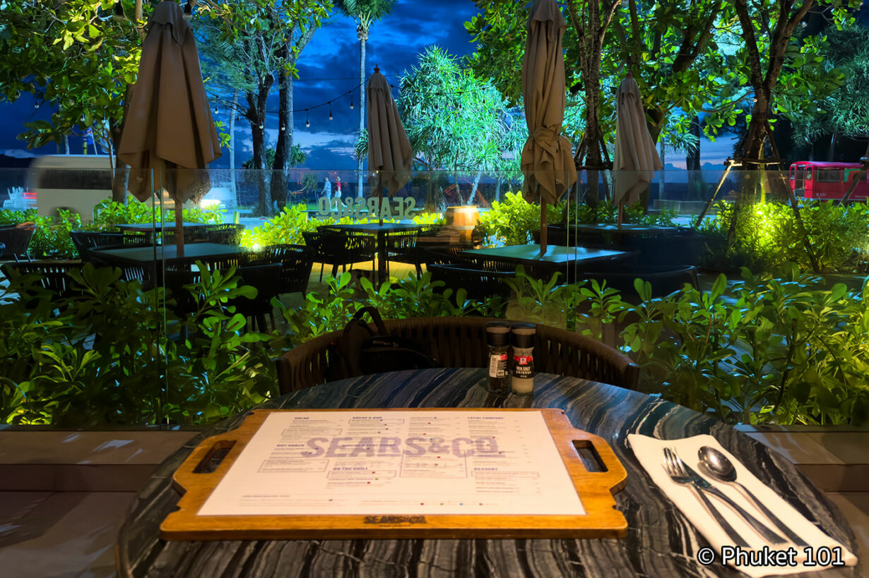 Sears & Co Bar And Grill - PHUKET 101