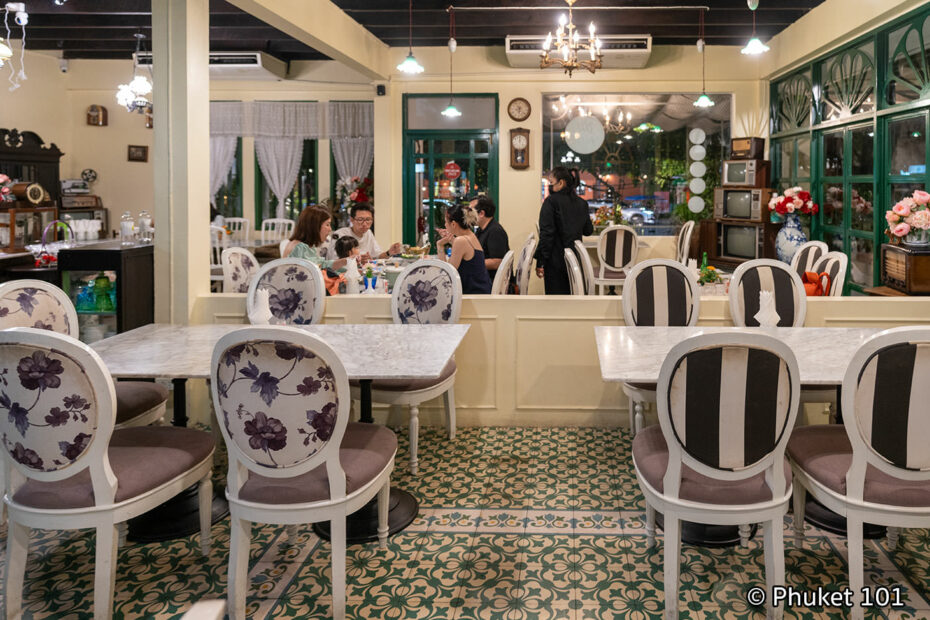 Chom Chan Restaurant | Great Thai Food In Phuket Town
