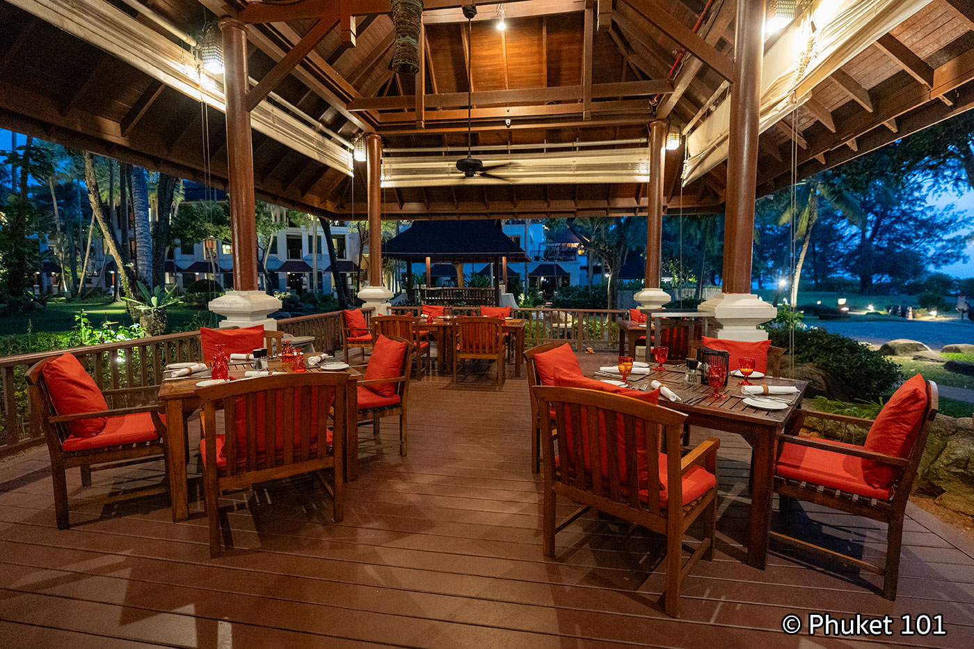 Andaman Grill | Seafood Restaurant At JW Marriott Phuket Resort On Mai ...