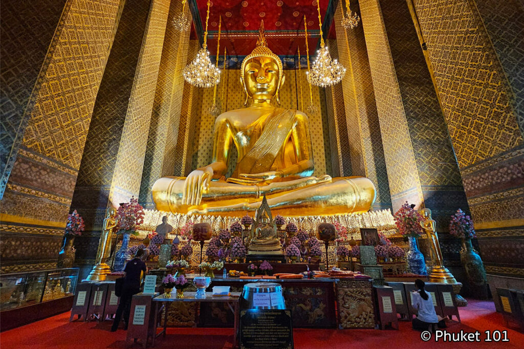 Wat Traimit - What To Do At Wat Traimit?