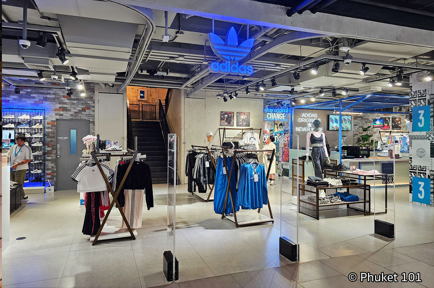 Siam Center - Stylish Shopping Mall in Siam