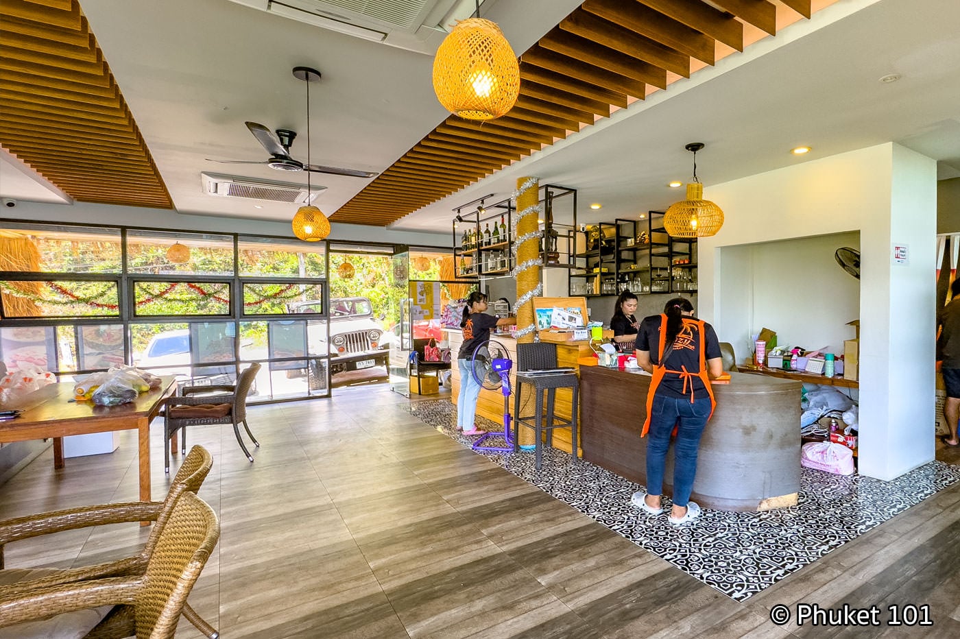 Уютное кафе - ПХУКЕТ 101