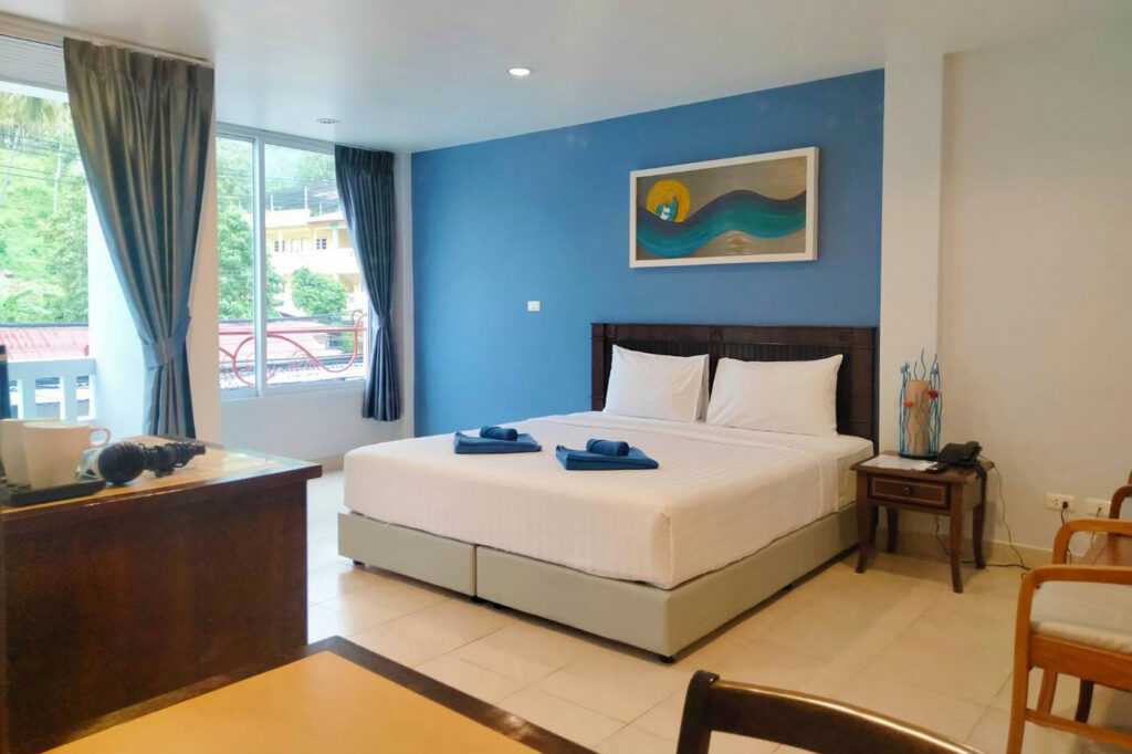 10 Best Cheap Hotels In Karon Beach - PHUKET 101