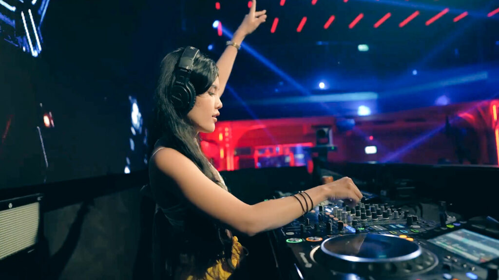 6 Best Nightclubs in Phuket - PHUKET 101