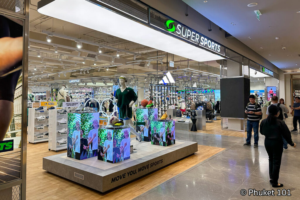 Central Chidlom - One Of The Oldest Department Stores In Bangkok