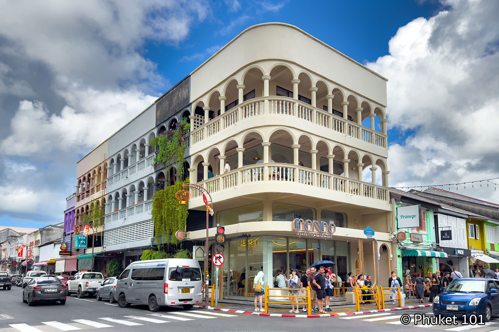 MONDO Espresso & Tea Bar - PHUKET 101