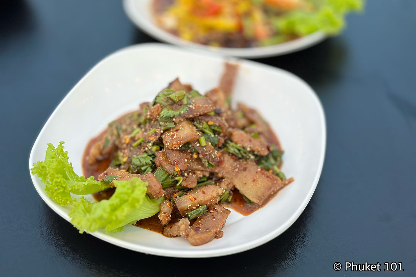 Cue Bar in Phuket Town - PHUKET 101