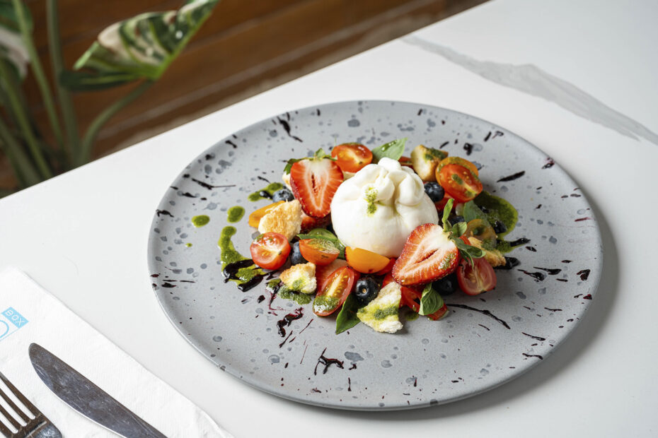 Sand Box Beachfront Bar & Eatery - PHUKET 101