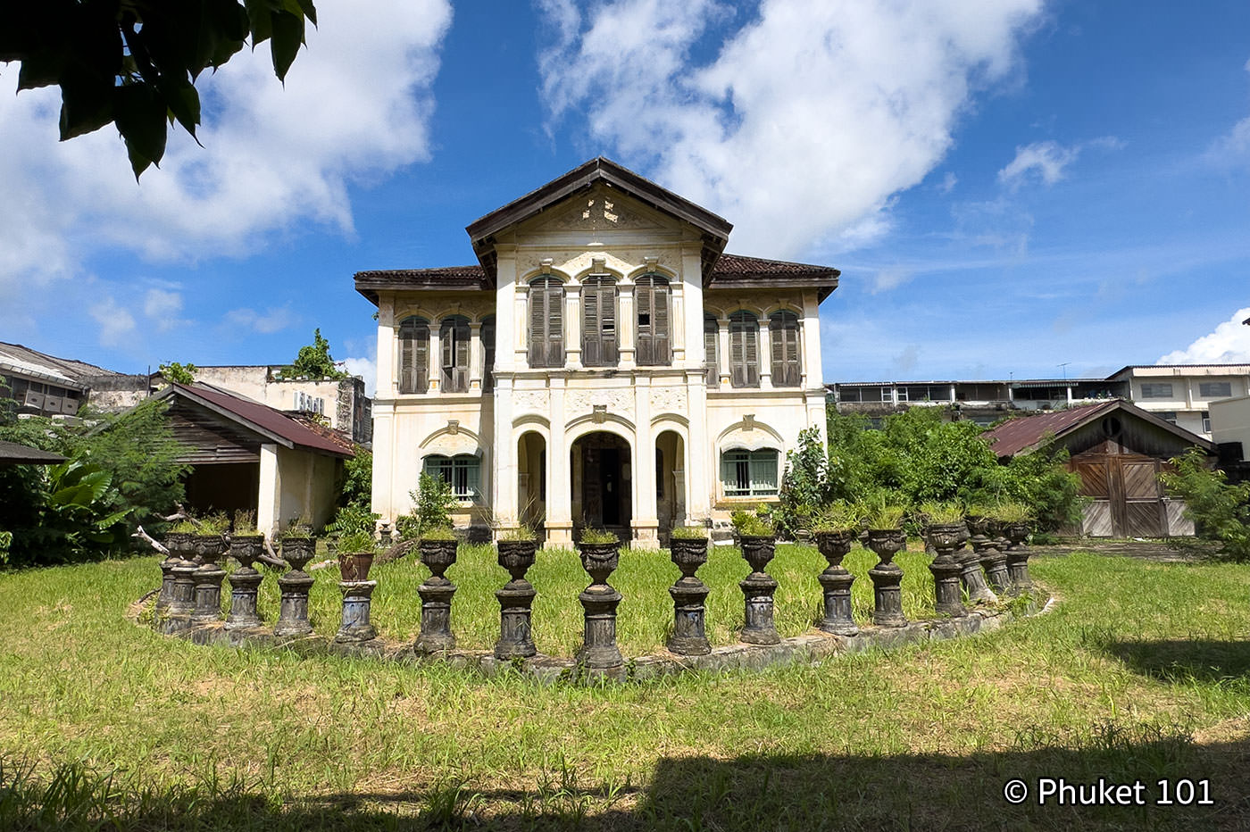 Limpanon Mansion - A Hidden Mansion In Phuket Town