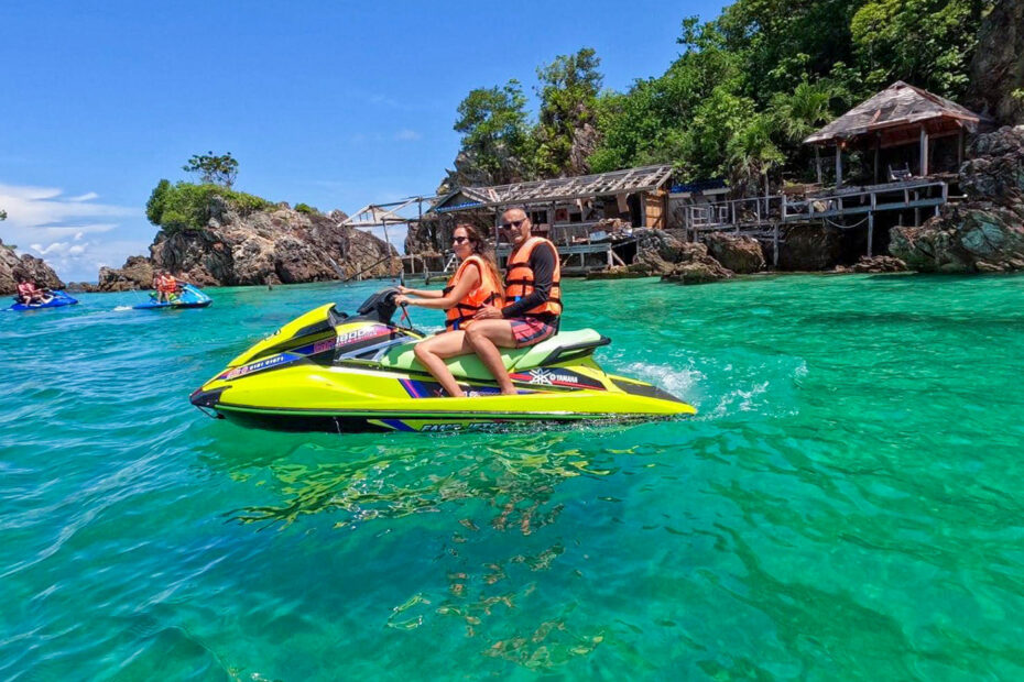 Travel Phuket Groupie Tour - PHUKET 101